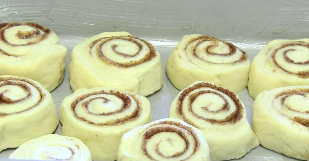 Wake Up To Cinnabon RIGHT In Your Own Kitchen! Be Sure To Share ...