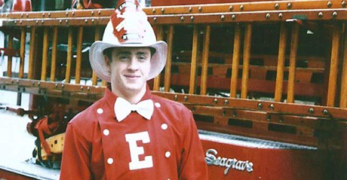 How A Red Bandana Let Parents Know Their Son Was Hero | Stuff Happens